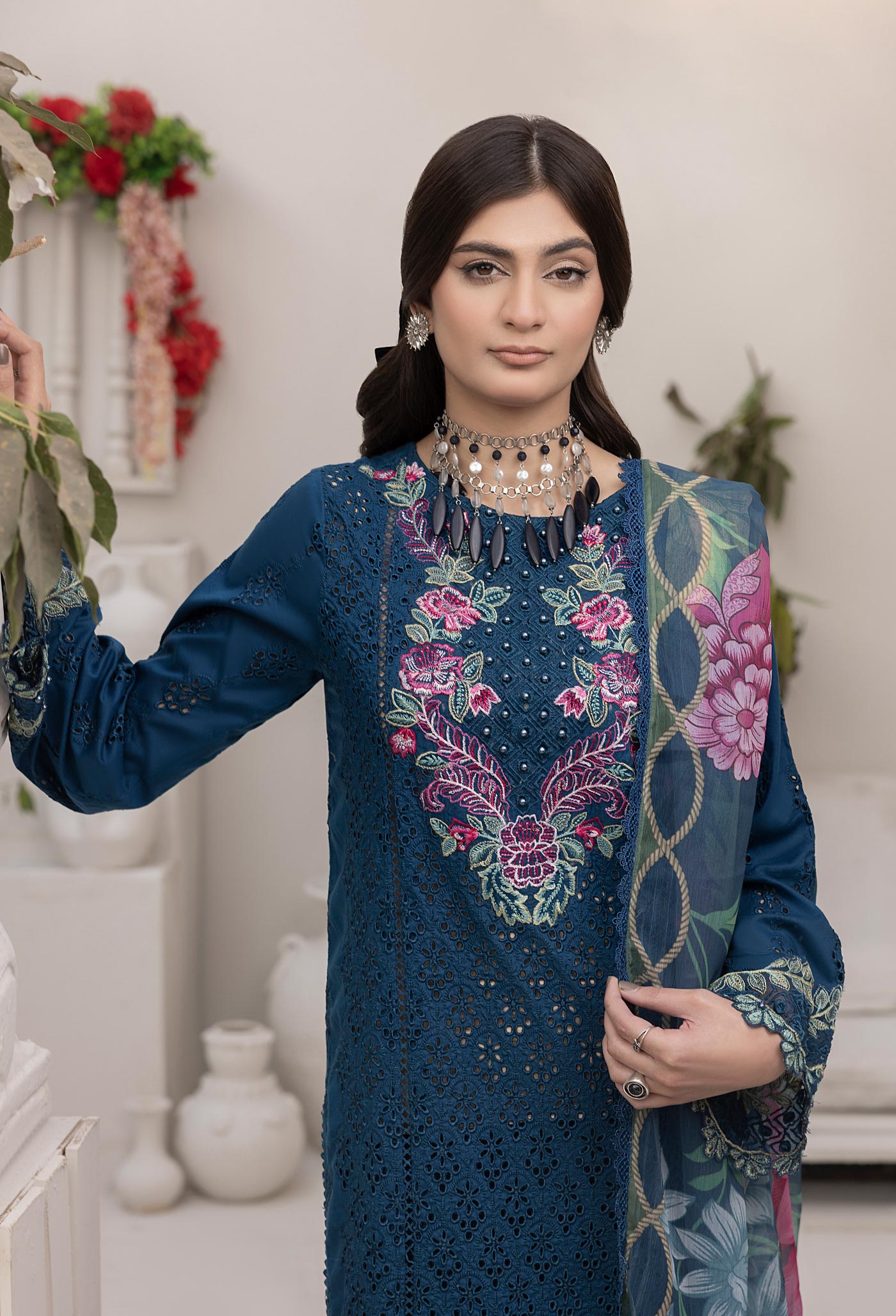 EZLYN'25 – Adan's Libas