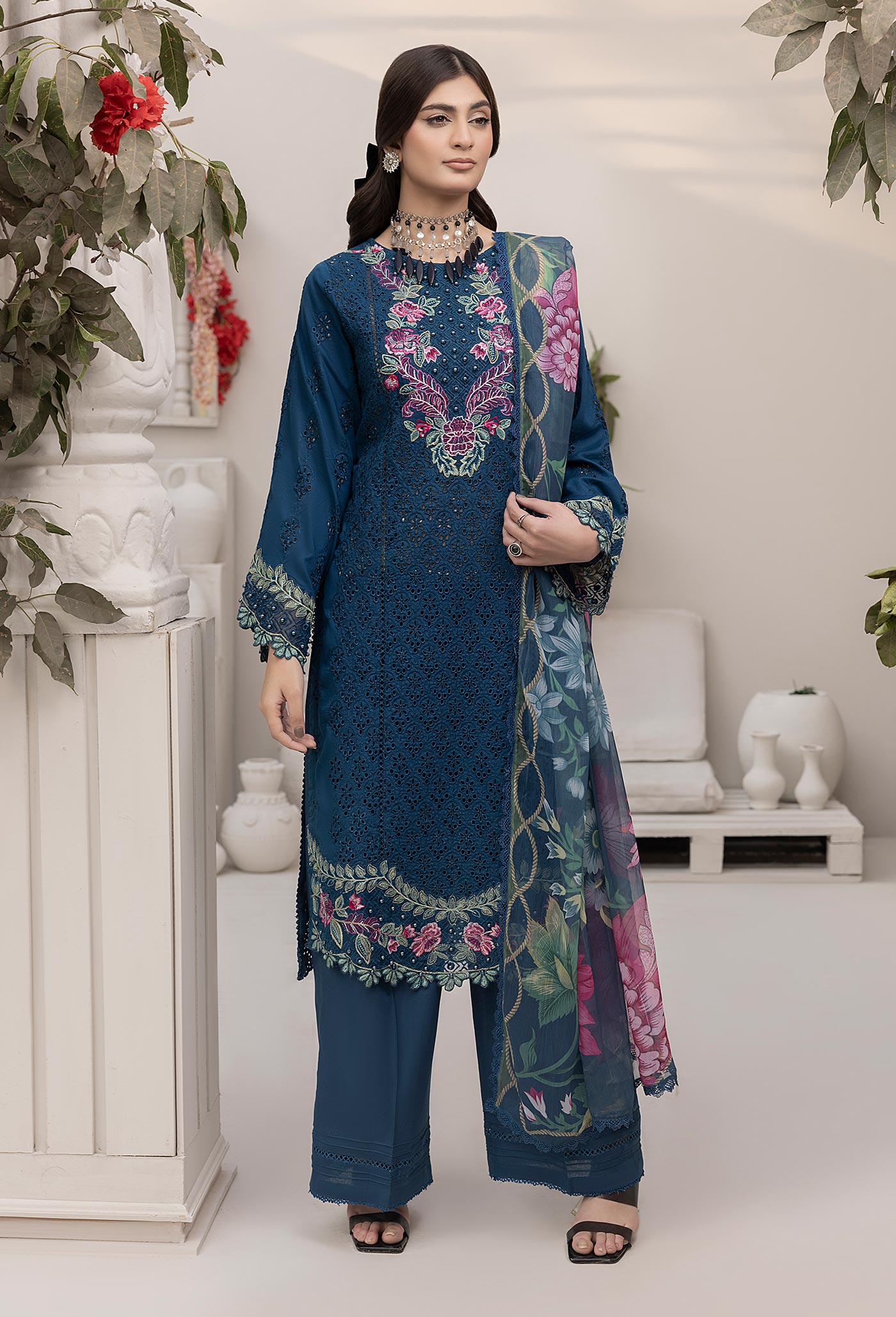 EZLYN 4 – Adan's Libas