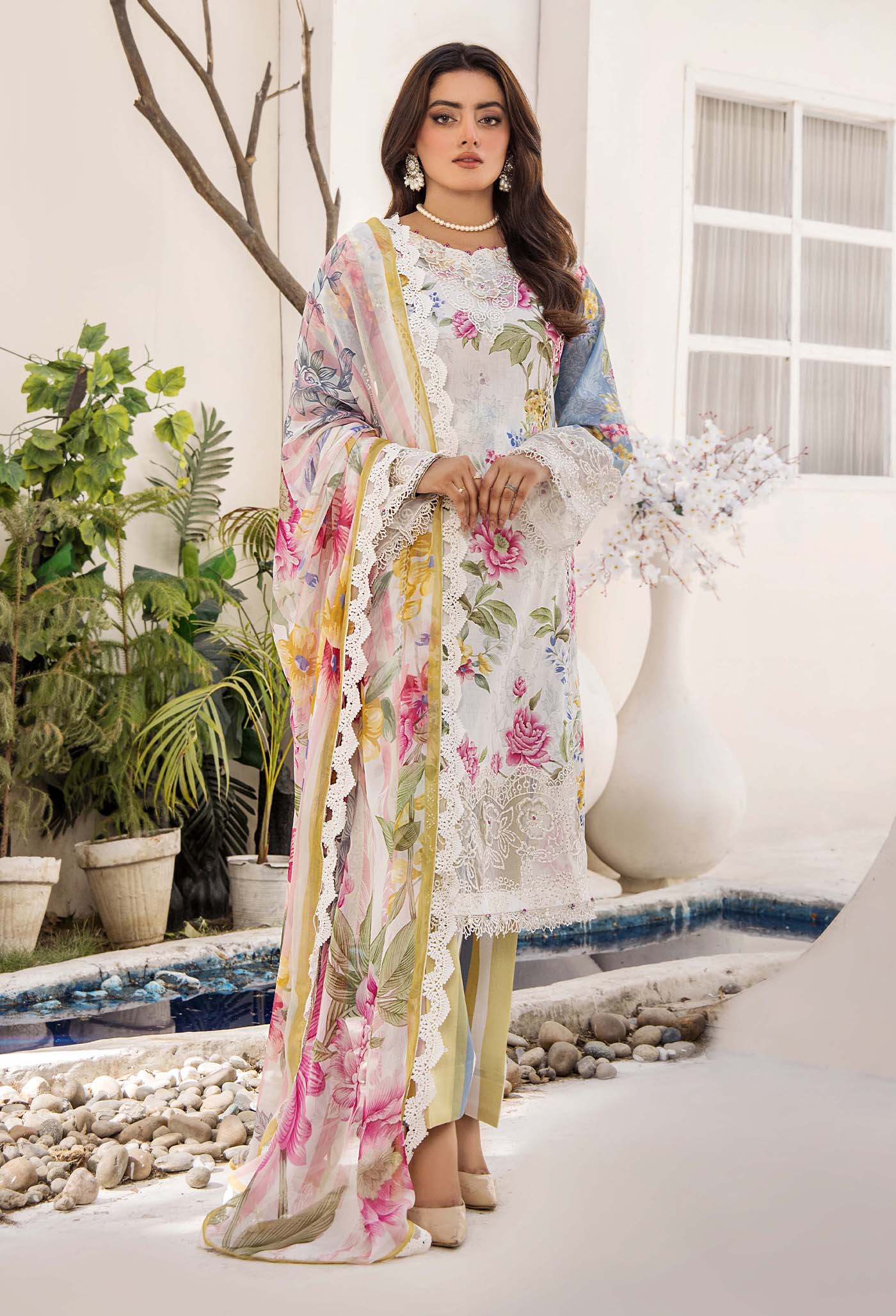 PRINTS 1107 – Adan's Libas